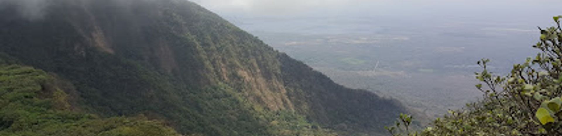 Discover the Majestic Mombacho Volcano Natural Reserve