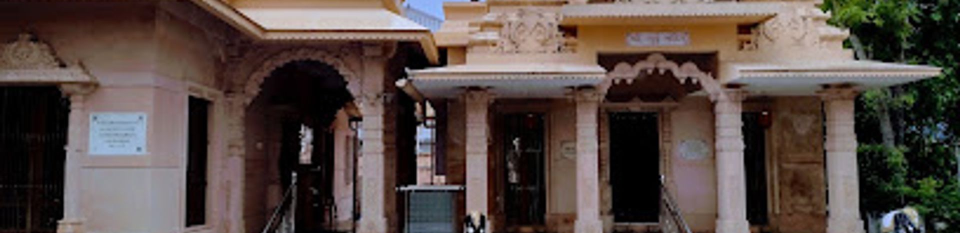 Discover Tranquility at Dharmanath Jain Temple
