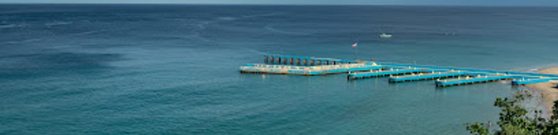 Discover the Beauty of Mirador Playa Crash Boat