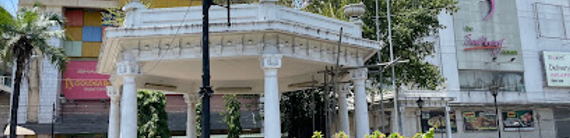 Discover the Serene Beauty of Plaza Pershing