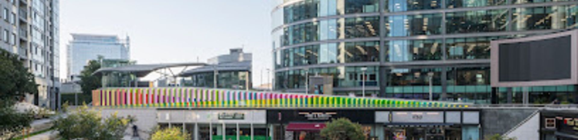 Experience the Vibrant Atmosphere of Sheldon Square Amphitheatre