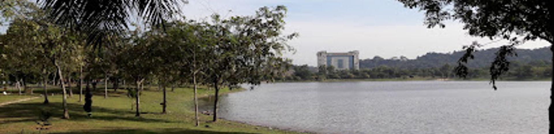 Kawasan Rekreasi Taman Tasik Depan Unisel: A Serene Oasis in Shah Alam