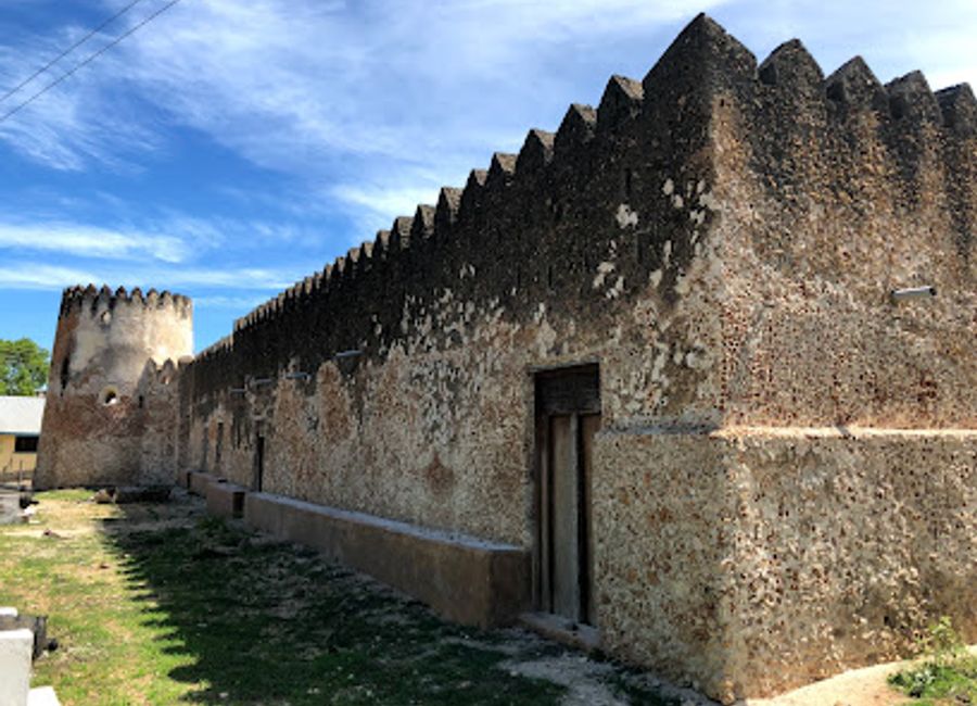 Day 4 Delving into Lamu's Past: Forts, Ruins, and Swahili Culture