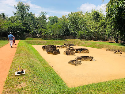 The 10 best bars near Ibbankatuwa Megalithic Tombs (2026 ranked)