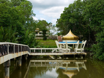 The 10 best attractions near Royal Tomb of Sultan Husin Kamaluddin ...