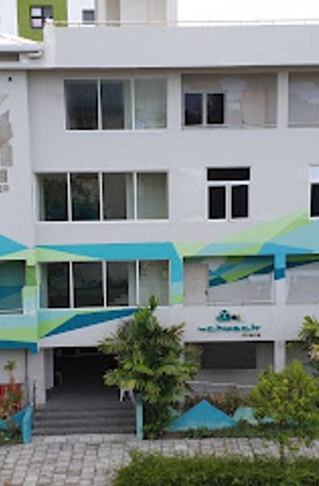 Schwack Cinema Hulhumale': Your Island Escape to the Movies