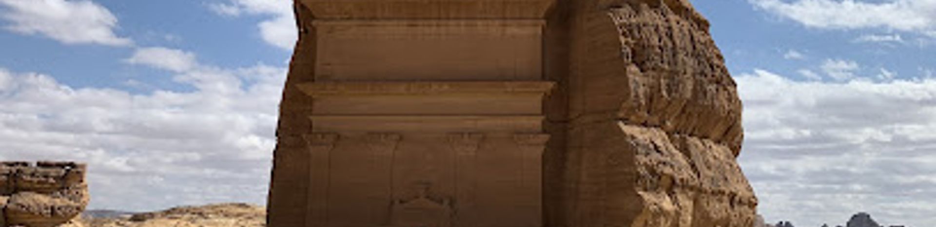 Discover the Ancient Tomb of Lihyan son of Kuza