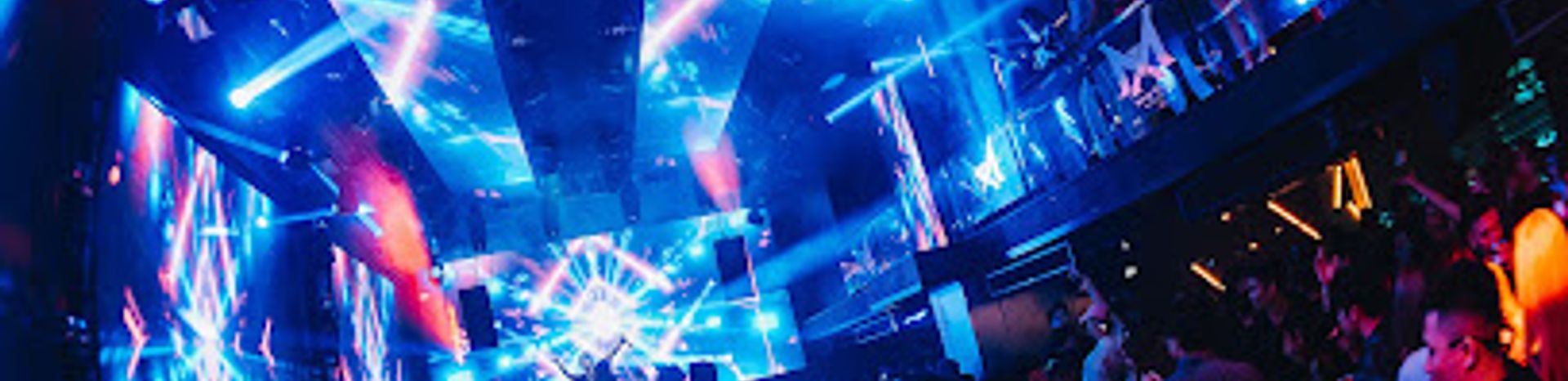 Experience the Thrill of MAX CLUB BANGKOK
