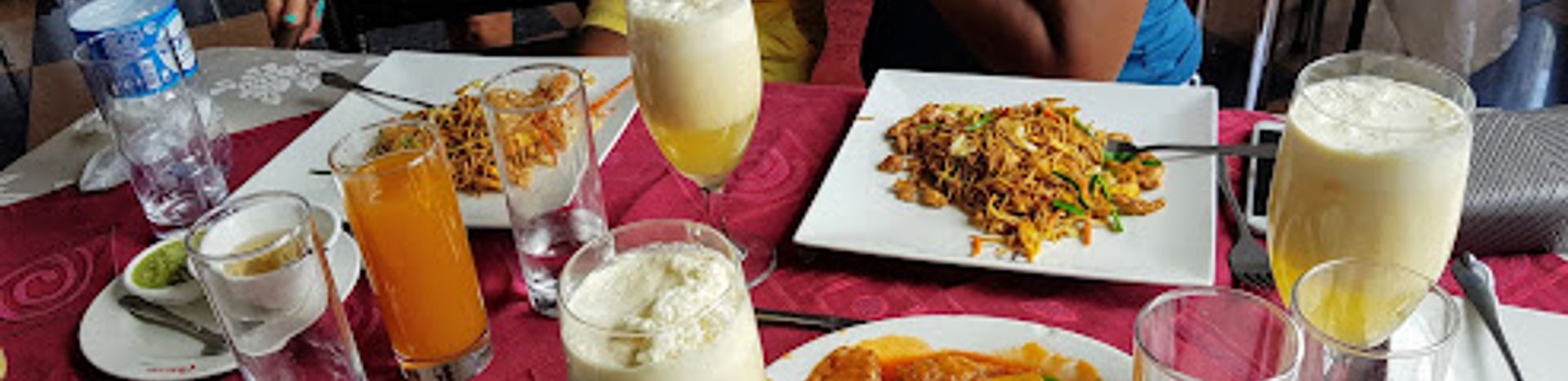 Comlone Restaurant: A Culinary Delight in Nouvelle France